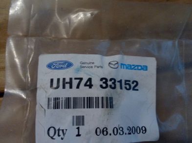 Genuine Mazda B Seriese Seriesneedle D Shaft Bearing Uh74 33152 For ...