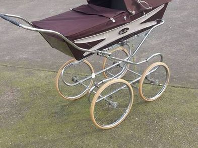 Vintage Silver Cross Pram For Sale in Emo, Laois from bobmolly
