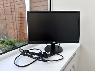Philips Monitor Vga 15pin Connection For Sale in Dublin 11, Dublin from ...