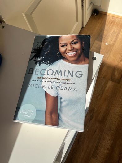 Becoming By Michelle Obama Book For Sale in Leixlip, Kildare from rondub