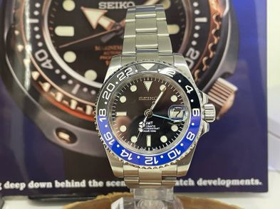 Seiko Batman Gmt Homage Seiko Custom Build Brand New Nh35 Movement For ...