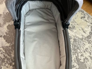 Mamaspapas Flip Xt2 Carrycot For Sale in Wilton, Cork from kinsaloe