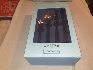 Boxed Like New Newbridge 24 Piece Cutlery Set For Sale Here For Sale in ...