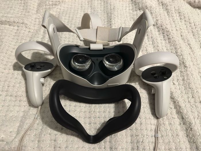 Oculus Quest 2 256gb For Sale in Kingscourt, Cavan from Wik324