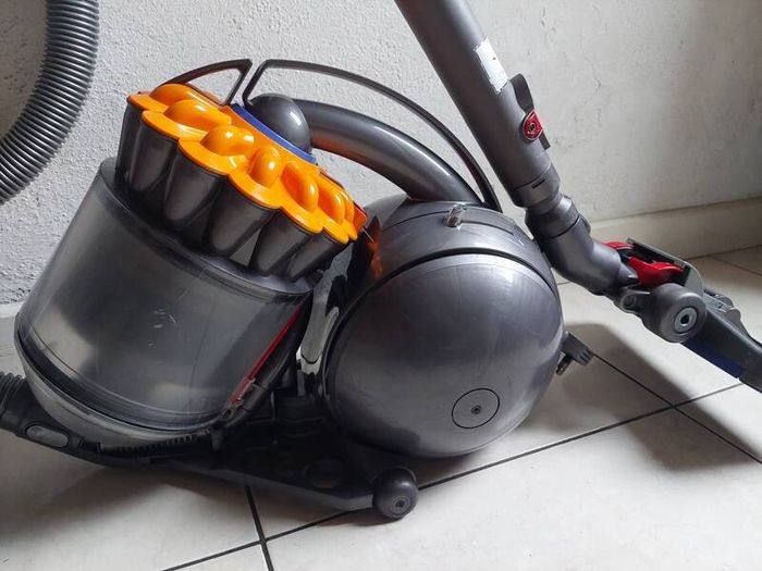 Dyson Dc28c For Sale in Bantry, Cork from daniel 30