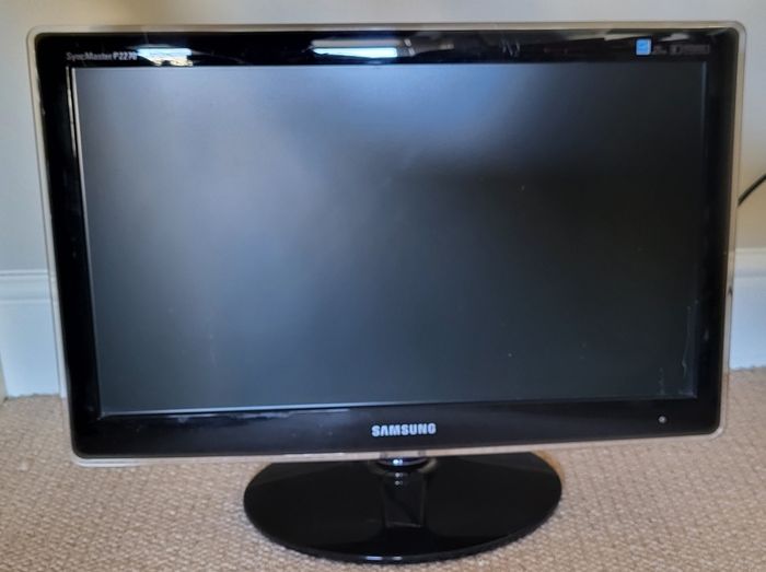 Samsung Syncmaster P2270 Monitor Great Condition Hdmi Cable Included ...