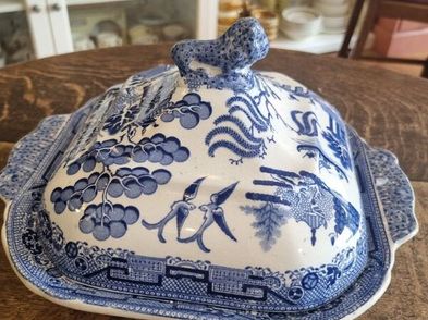 Antique Willow Pattern Staffordshire Tureen For Sale in Cobh, Cork from ...