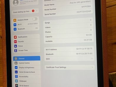 Ipad Air 4 64gb For Sale in Dundrum, Dublin from annklymenko