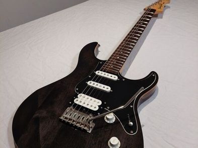 Yamaha Pacifica 412v Korea 2006 For Sale in Clonakilty, Cork from kev69
