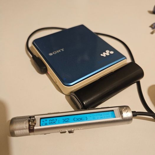 Sony Mz E630 Minidisc Walkman Player Rm Mc32el Remote Blue For Sale in ...