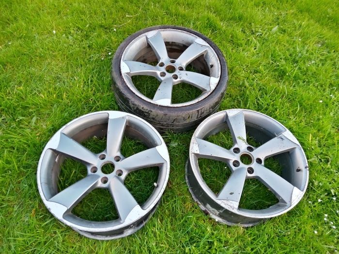 Ttrs 19 Alloys For Sale in Clonmel, Tipperary from noswap