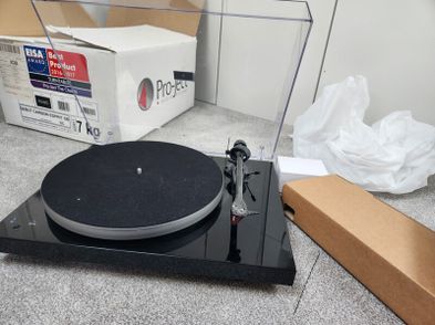 Pro Jectproject Debut Carbon Esprit Sb Turntable Rega Fono Mini Preamp ...