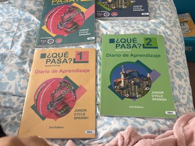 Que Pasa Junior Cycle Book And Activity Book 1st And 2nd Edition For ...