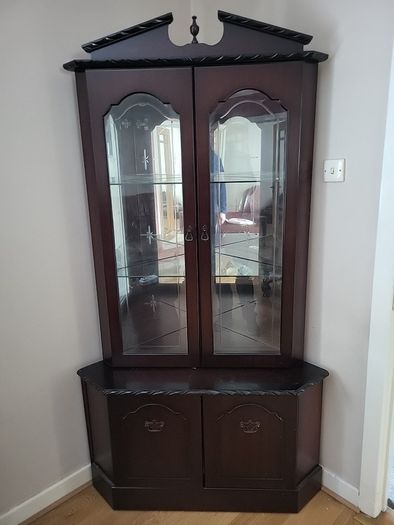Corner Display Unit For Sale in Artane, Dublin from tontoj