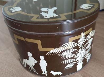 Large Vintage Shop Tin 1970s Vintage For Sale in Drimnagh, Dublin from ...