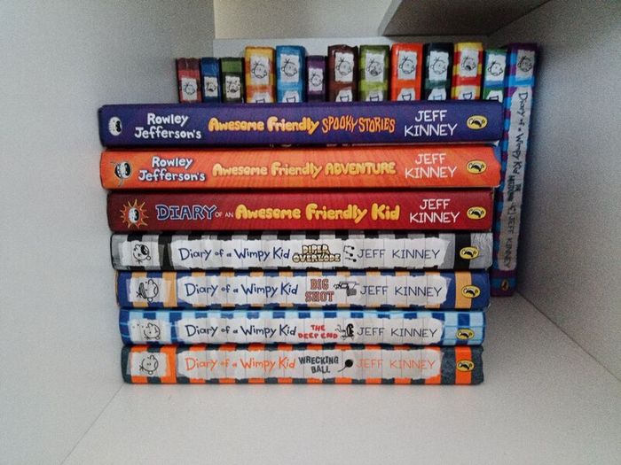 Diary Of A Wimpy Kid Collection 1 17 By Jeff Kinney Diary Of An Awesome ...