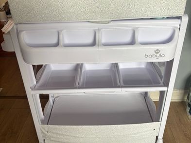 Babylo Changing Table Bath For Sale in Athlone, Westmeath from shaunamg99