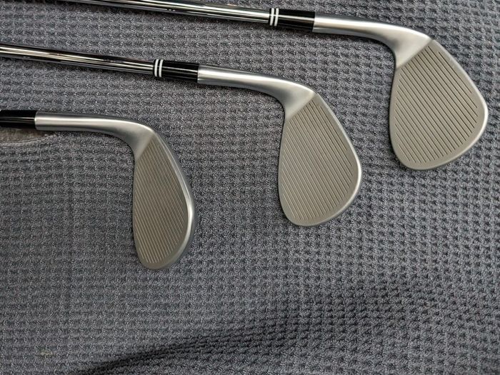 Cleveland Cbx2 Full Face Wedges 505458 Deg Regular Shaft Mcc4 Grips For ...