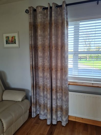 Harry Corry Curtains For Sale in Walsh Island, Offaly from Marl10