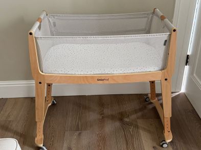 Snuzpod Studio Cot And Mattress With Snuz Mattresses Protectors For ...