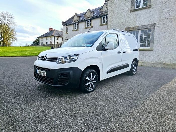 Citroen Berlingo 2021 For Sale in Mohill, Leitrim from Axenia87