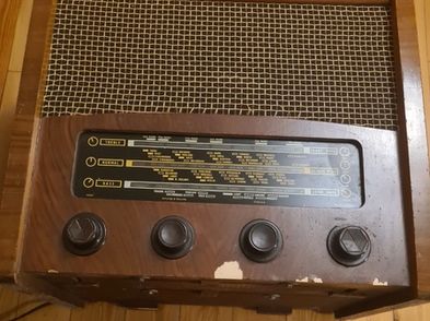 Vintage Valve Radiogram Monarch Bsr Model B55 Tag Radio Record Player ...