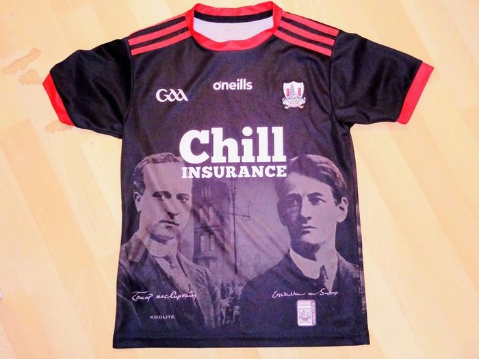 Cork Gaa 2 Stripe 1920 Commemoration Oneills Jersey Size Age 1011 Years ...