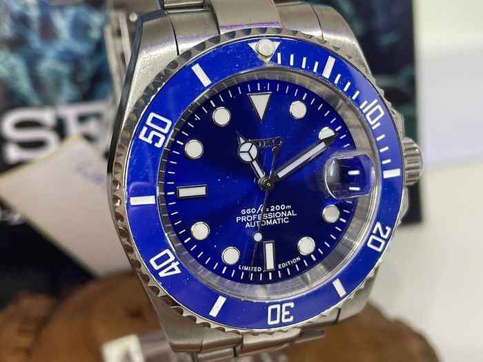 Seiko Custom Build With Nh35 Automatic Hand Winding Movement Smurf Sub ...