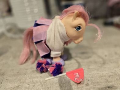 Cheerleader Complete Outfit With Free Peachy Model G1 My Little Pony ...