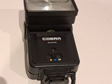 Ends Sunday 2nd March 2024cobra Auto 210 Flash Wth Photax Flash ...