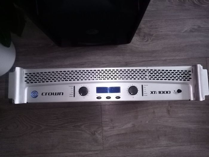 Crown Xti 1000 Amp For Sale in Abbeyleix, Laois from dakmuzyk80