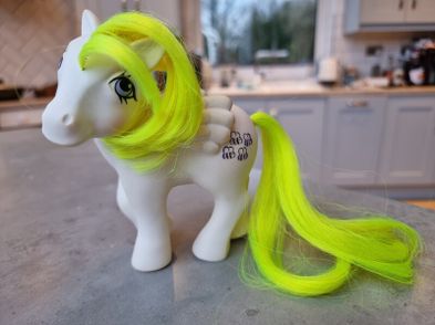 Honeycomb Bees Eu Exclusive Mlp G1 My Little Pony 1984 For Sale in ...