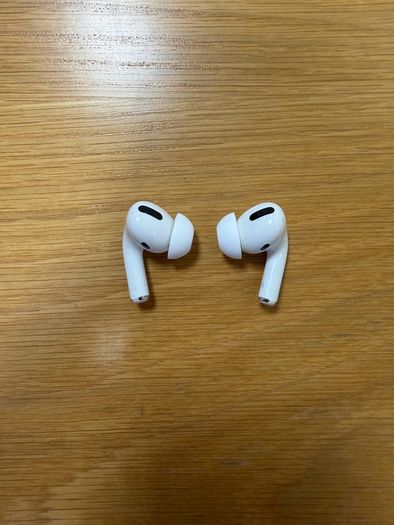 Airpods Pro 1 Static Noise In Earphones For Sale in Marino, Dublin from ...