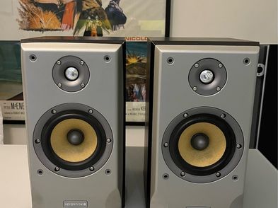 Fully Functional And Lovely Sounding Heybrook Loudspeakers One Has A ...