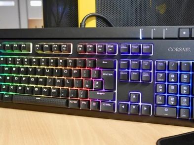 Corsair Strafe Rgb Mechanical Gaming Keyboard Cherry Mx Silent Lightly ...