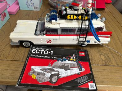 Lego Icons 10274 Ghostbusters Ecto 1 Car Set For Adults For Sale in ...