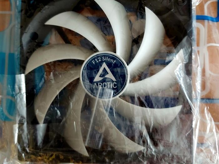 Desktop Fan F12 Silent 4 Fans Each Price Fixed For Sale in Coolock ...