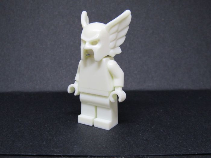 Lego Hawkeye Unreleased Superheroes Prototype Glow In The Dark Colour ...