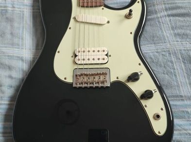 Fender Duo Sonic Mim For Sale in Gorey, Wexford from lemmy778