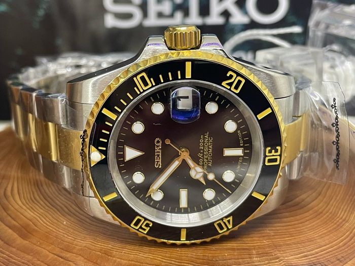 Seiko Custom Build With Nh35 Automatic Hand Winding Movement Submariner ...