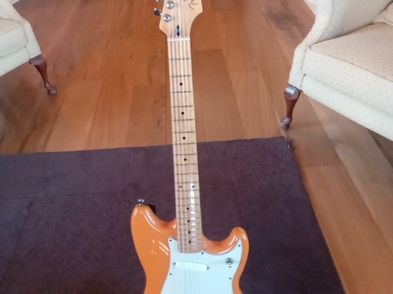 Fender Duo Sonic Mn Mim For Sale in Newbridge, Kildare from Gambit577
