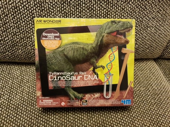 Dinosaur Dna Kit Dig Up A Glow In The Dark Dino And Bring Him To Life ...