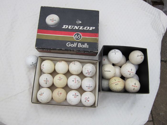 26 X Vintage Golf Balls Dunlop 65s Slazenger Uniroyal Arnold Palmer ...