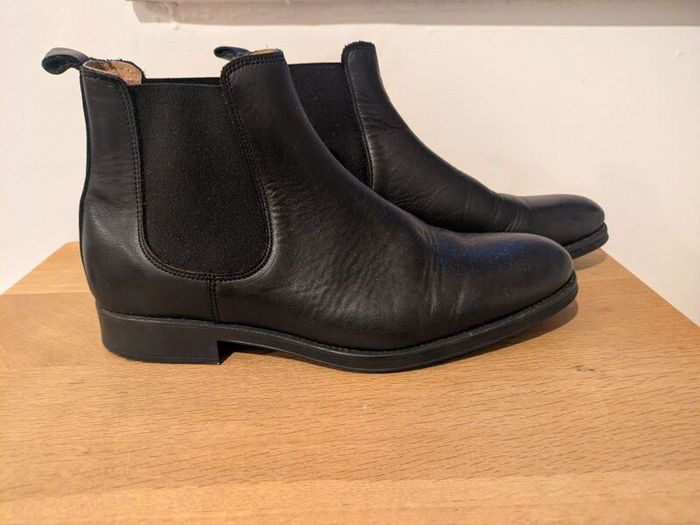 Black Leather Chelsea Boots For Sale in Dun Laoghaire, Dublin from widge10