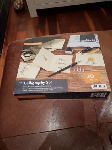 Free Crelando Acyric Set With This Crelando Calligraphy Set 30 Piece ...
