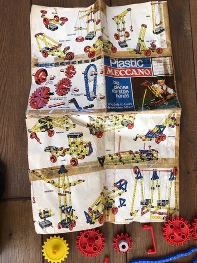 Plastic Meccano Vintage Set For Sale in Clontarf, Dublin from whitestar42