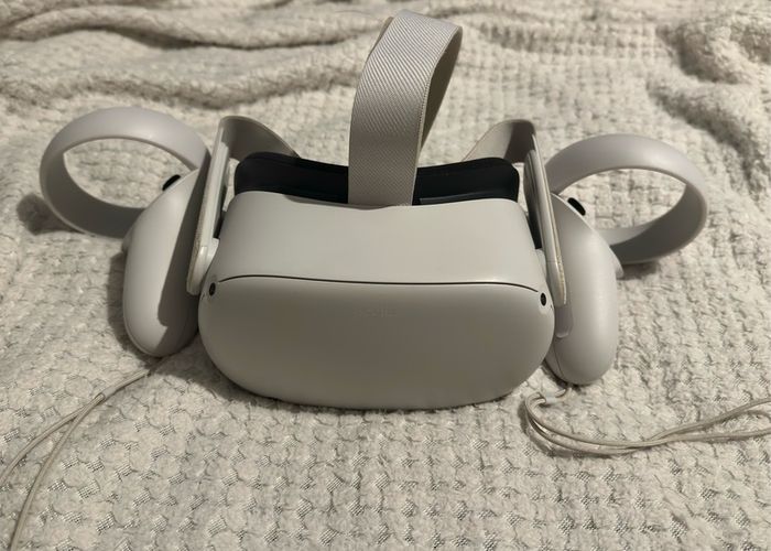 Oculus Quest 2 256gb For Sale in Kingscourt, Cavan from Wik324