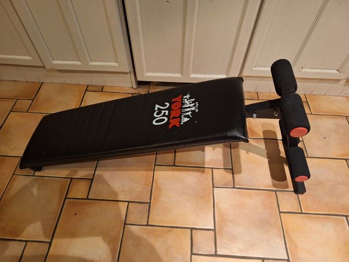 York 250 Ab Sit Up Bench For Sale in Celbridge, Kildare from Gar-M