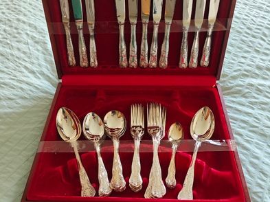 Newbridge Silverware Cutlery Set Vintage Irish Flatware For Sale in ...